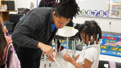 Palm Beach Gardens High School Teacher describes students in JA High ...